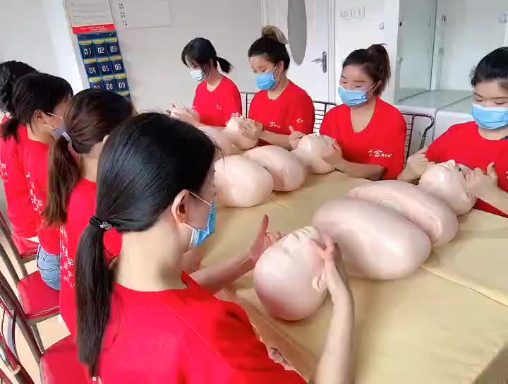 美容培训机构哪家教的最好?鑫天使美容美发培训学校排名榜?