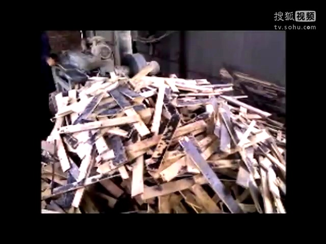 永达机械废旧模板四面刨锯模板条多片锯