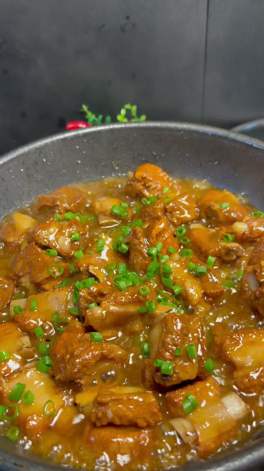 排骨的简单做法老好吃了美食推荐官美食教程红烧排骨美食家常菜一定...