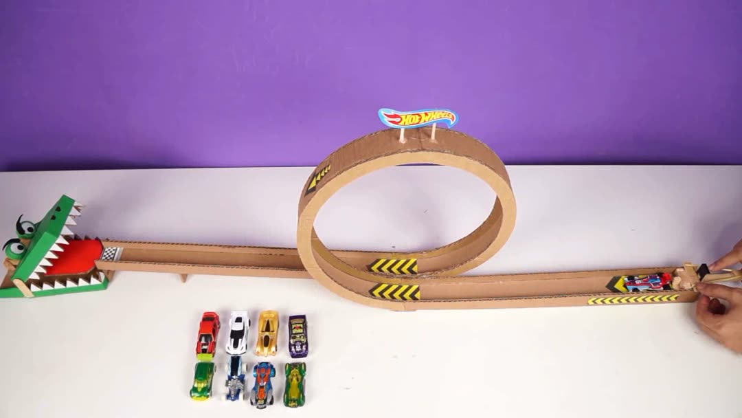 儿童玩具DIY小制作,制作风火轮轨道小汽车