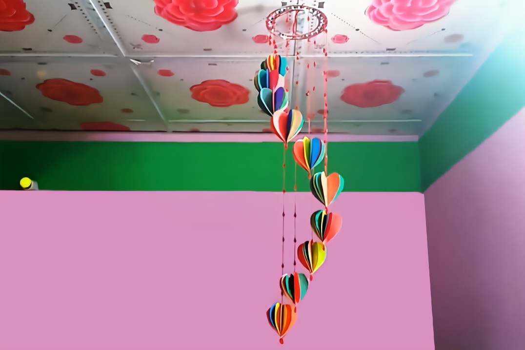 教你用彩纸做一个简单的风铃挂饰,手工教程!