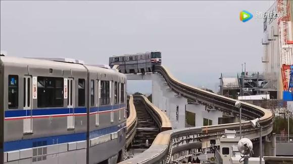 单轨列车是如何变轨行驶的?