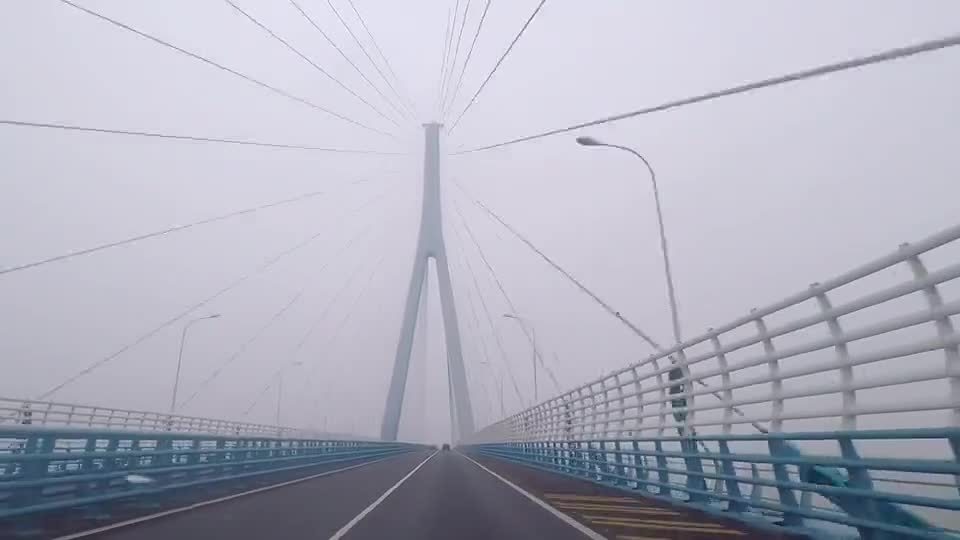 杭州湾跨海大桥曾经的世界第一长桥全长36公里通行时间要30...