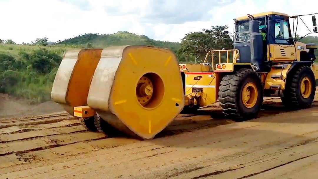 一直以为轮子都是圆的!看到了五边形的轮子后彻底服了