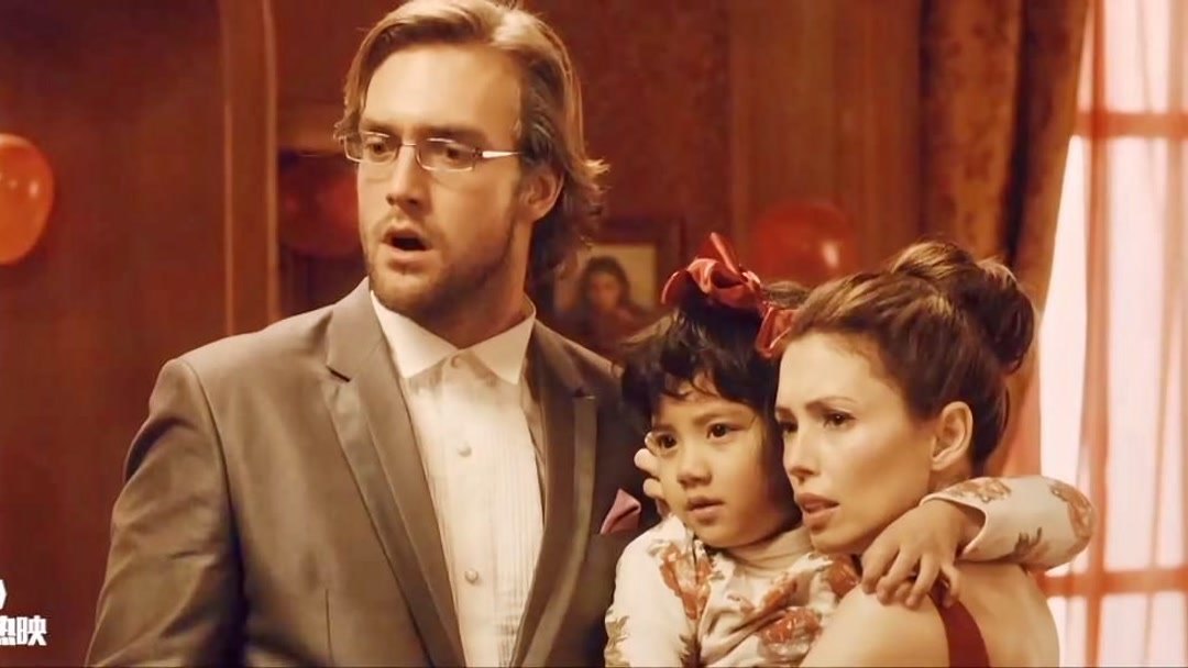 男子真是牛脾气上来了,给同伴都整伤心了