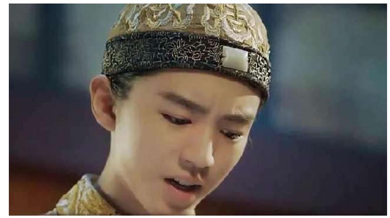 王俊凯《演员的诞生》花絮公开,本周小凯古装扮相再演小皇帝
