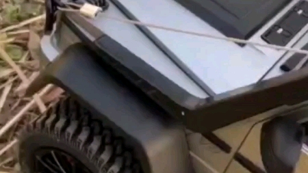 【RC模型遥控车】模友们新年快乐!家里模型全家福 小区带娃随便野跑...