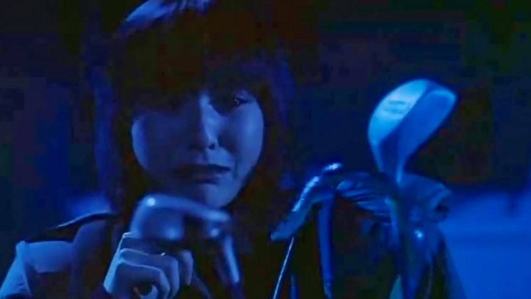 猛鬼学堂:一会钉自己人,一会钉女鬼,女鬼都被许冠英弄懵了