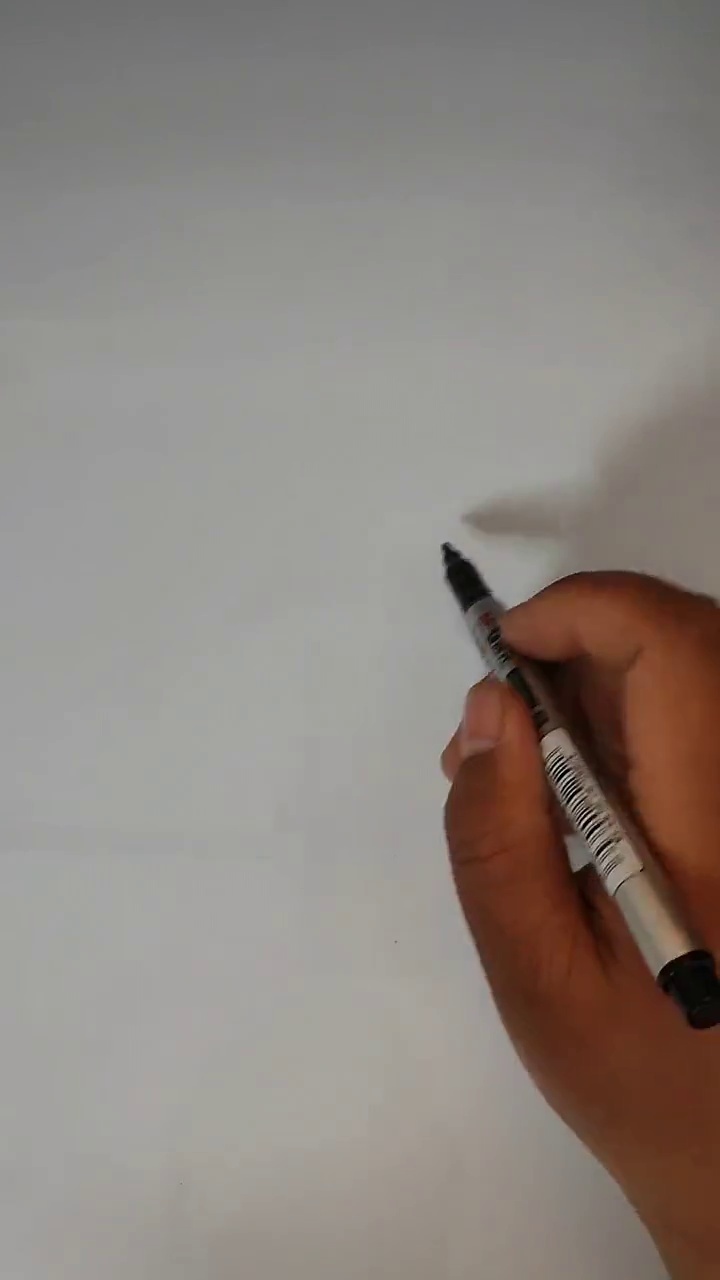 简笔画狐狸,狐狸是一种小型食肉动物,属于犬科 画画植物绘画