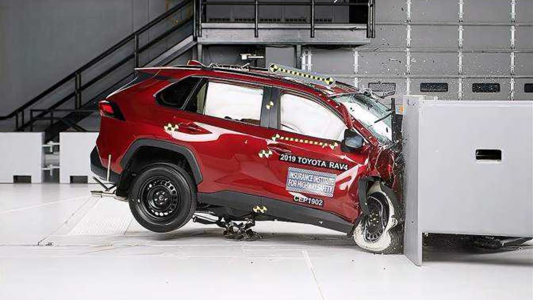 给你扒一扒,汽车碰撞测试的前世今生【绝命老铁】