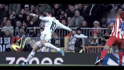 厄祖完美弧线激活'僵死'皇马 1次转身够你看10遍