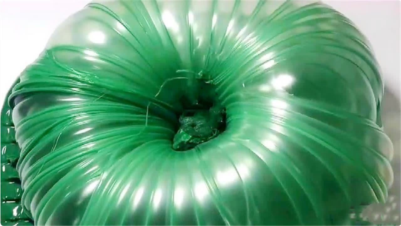 起1次变大5倍的绿色网格起泡胶,制作简单越玩越大,无硼砂