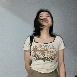 保哥头号迷妹啾咪 