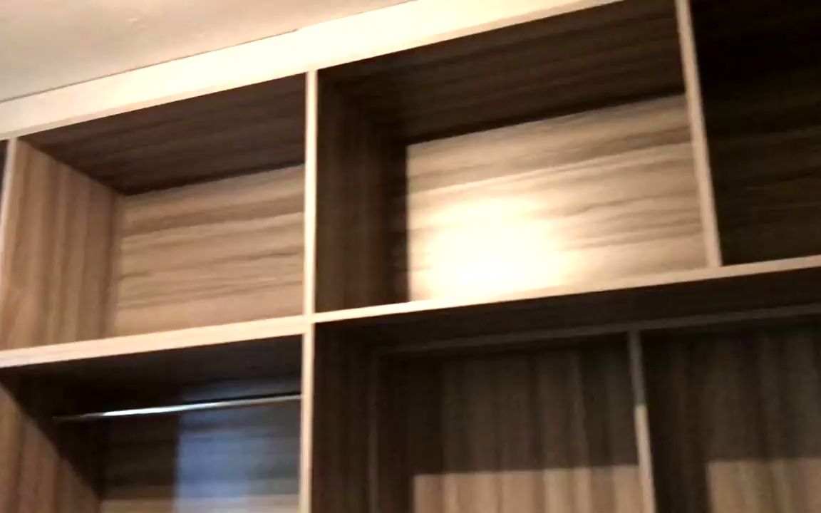 木工吊顶加现场制作衣柜,看效果大家觉得能花多少钱?