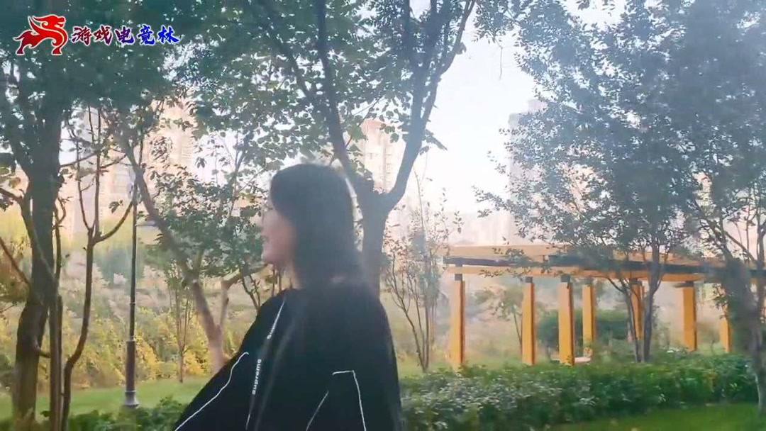 一首超火歌曲《梁山伯与祝英台》，嗓音回味无穷，经典难忘