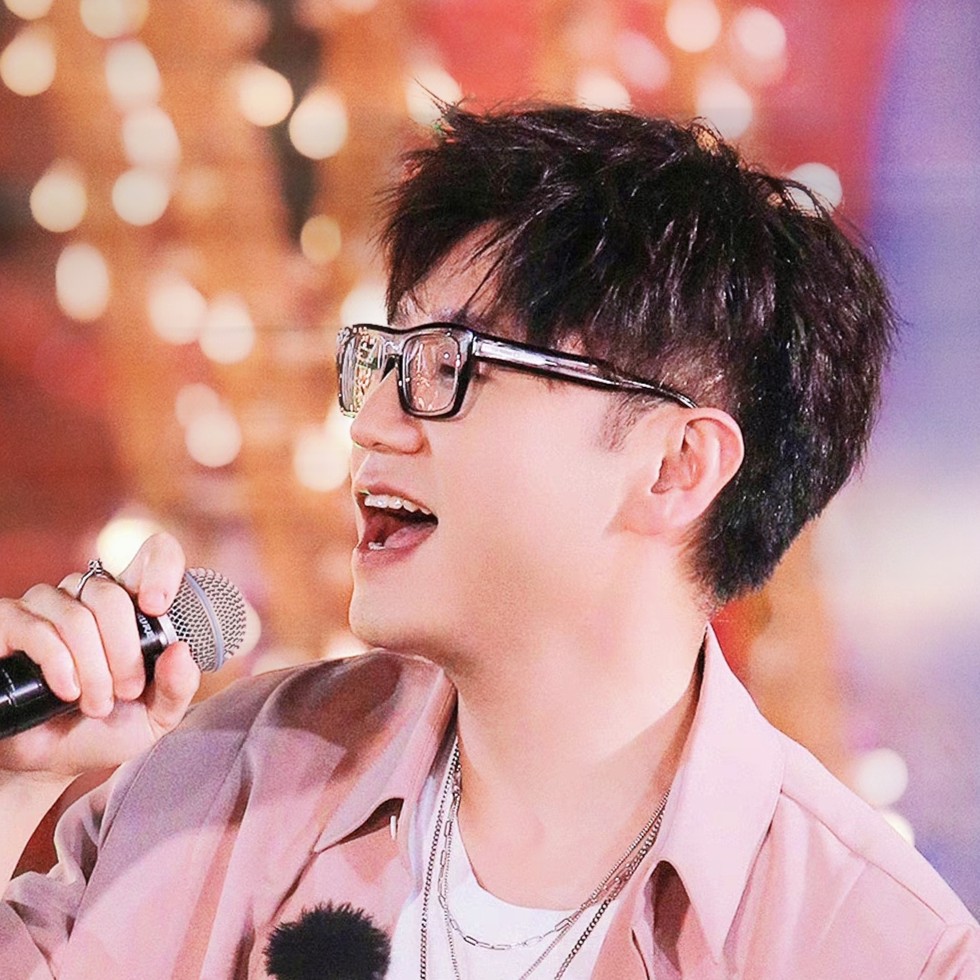 二卡卡卡卡卡卡 