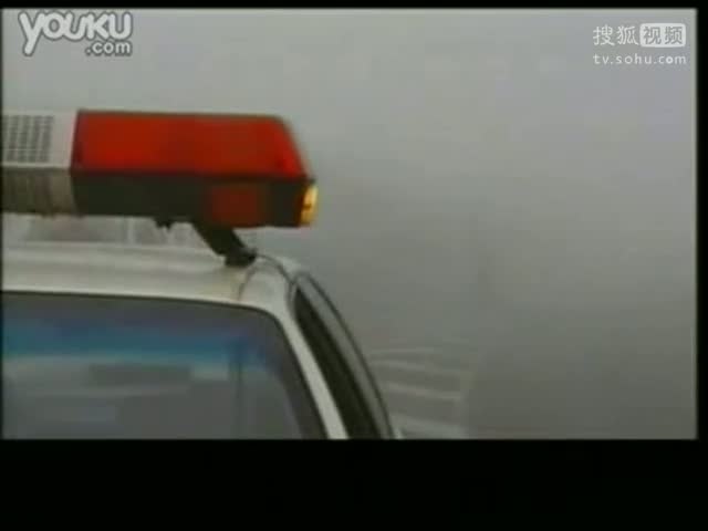 冒死实拍高速连环撞车恐怖现场