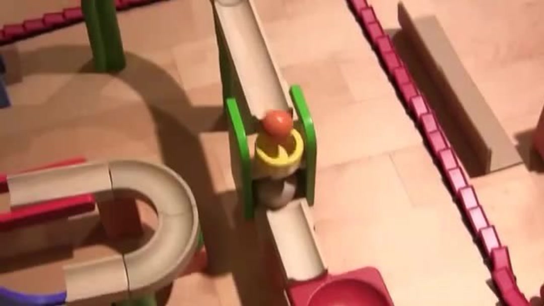 自制复咋的弹珠轨道鱼多米诺骨牌