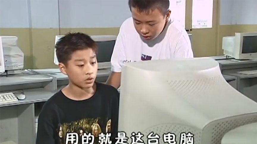 快乐星球:乐乐参加网页设计大赛,不料对手暗中使坏,这下麻烦了