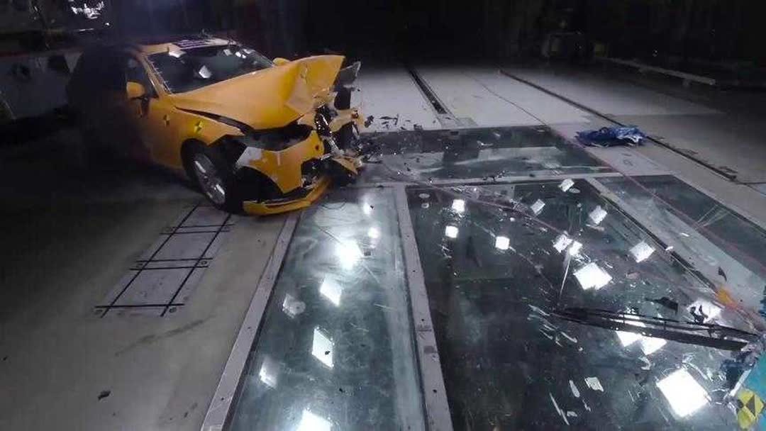 2021沃尔沃Volvo S90V90 碰撞测试市场上最安全的汽车