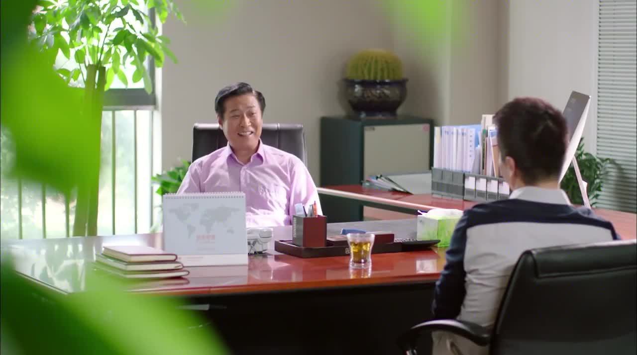 太太:朋友介绍客户,竟是老同学,不料先花一万六千八请客吃饭