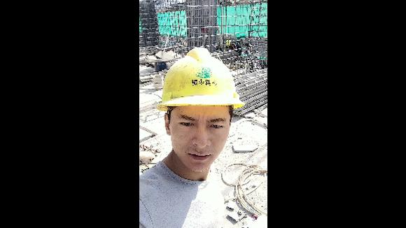 小龙每天的工作,铝膜安装