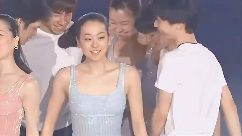 羽生结弦和浅田真央同框太美了!