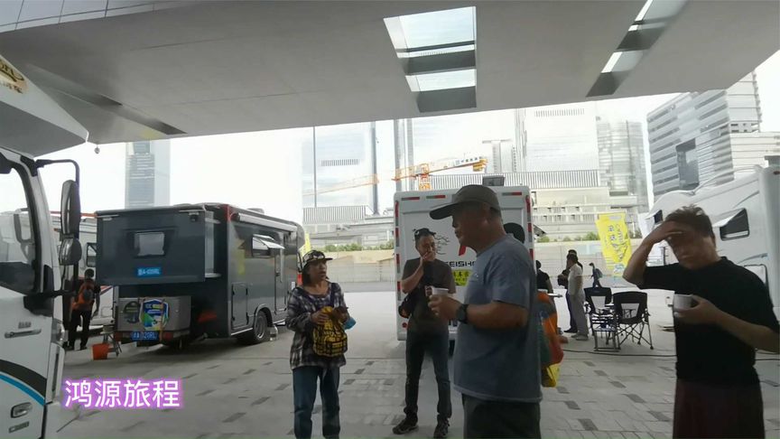 南京国际度假休闲及房车展览会巧遇房车达人与其聊房车生活(3)