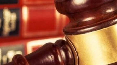 打人轻伤怎么判