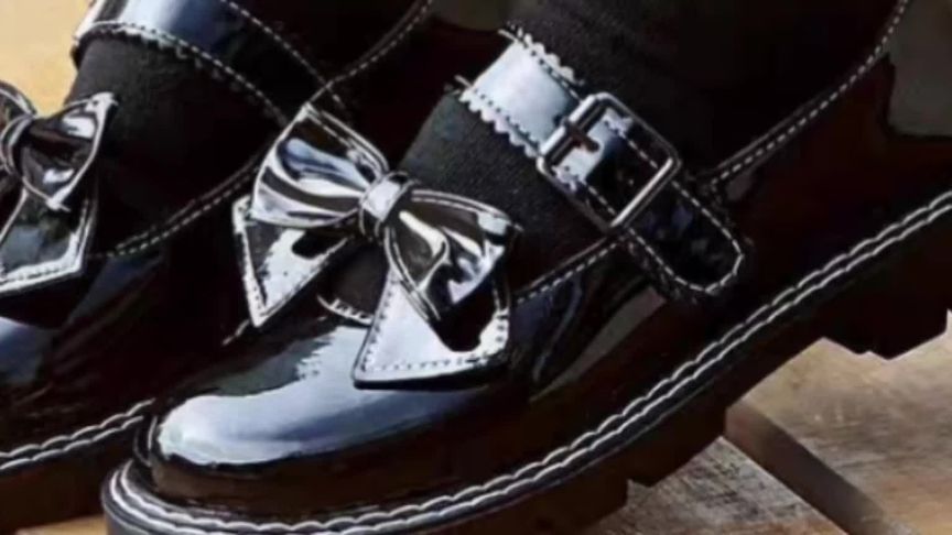 樱花校园模拟器 高马尾下载教程