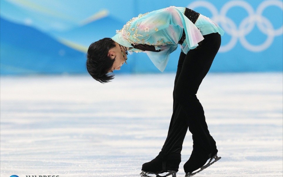 羽生结弦冬奥自由滑比赛解说实录“他愿意为美付出一切”