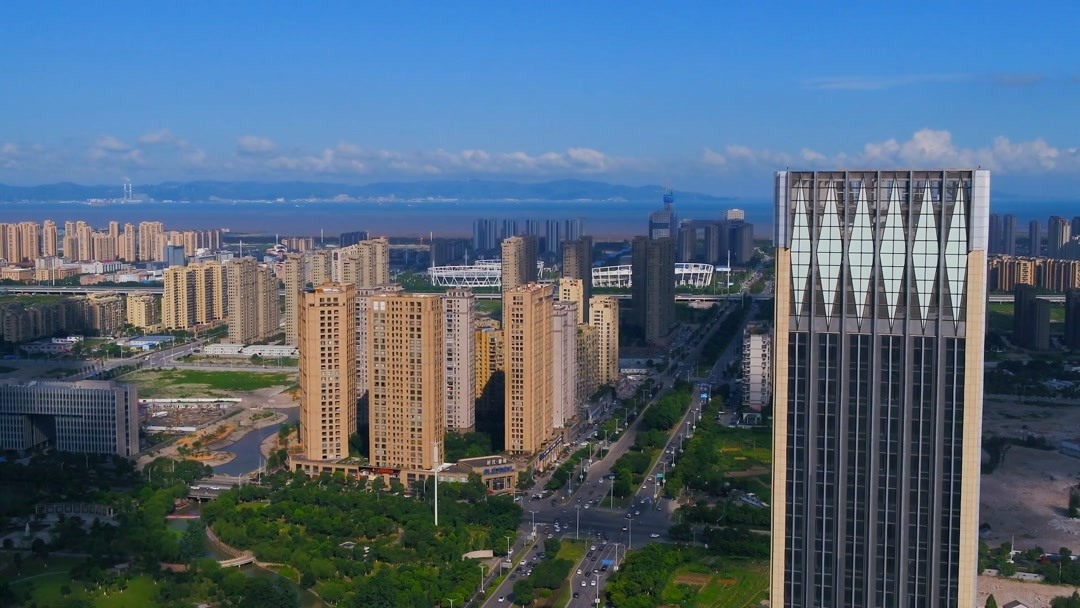 【70年70城】记住乐清!在这里,向“国际电器之都”御风飞行