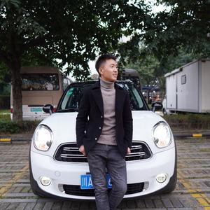 万陶撩车 
