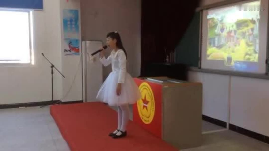 石狮实验二小六年级李心怡演讲《我最喜爱的一本书》