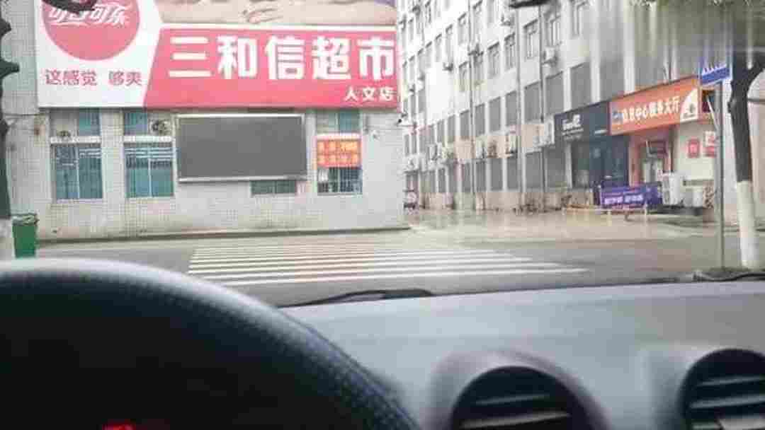 车内A柱B柱C柱都分别在什么位置?这个驾校都没教过…
