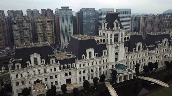 难以置信!为什么900亿的贵阳花果园,“大盘模式”却不可复制?