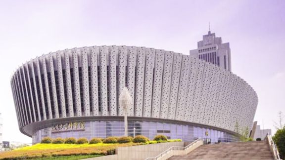 我国这所大学竟有8所分校,占地达8千余亩,在校生有60000多人