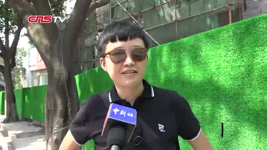 《从你的全世界路过》拍摄地受追捧 影迷遇“闭门羹”