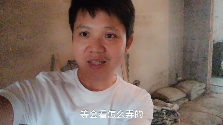 包个管子,二三十分钟就完成了,比泥工做的又快又好。