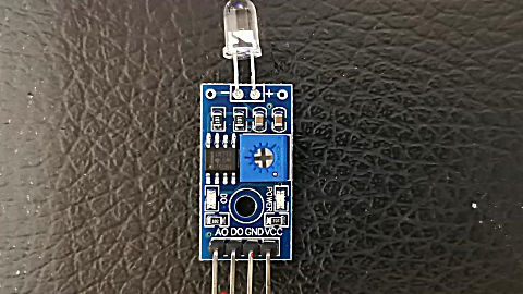 Arduino学习:认识光线传感器