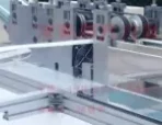 无纺布医用口罩绑带式口罩机视频