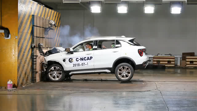 中国推全球最严碰撞测试,10款热销车全军覆没,看您的车得几分