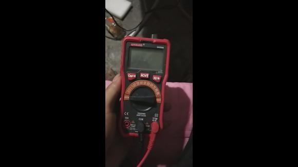 终于买到趁手的万用表了。