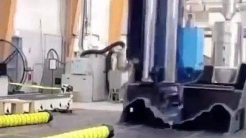 3d打印技术现在已经十分娴熟了,就算不是快放,这打印速度也慢不了