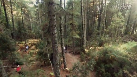 有趣的空中摄影飞行器 (无人机) Parrot Bebop Drone