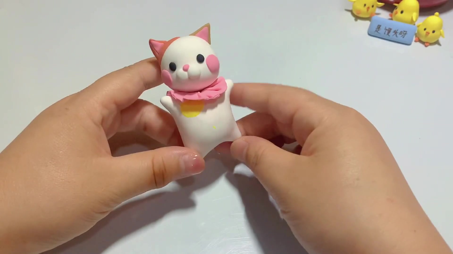   七夕礼物橡皮泥手工创意摆件,怎么用粘土捏一只可爱的小猫咪