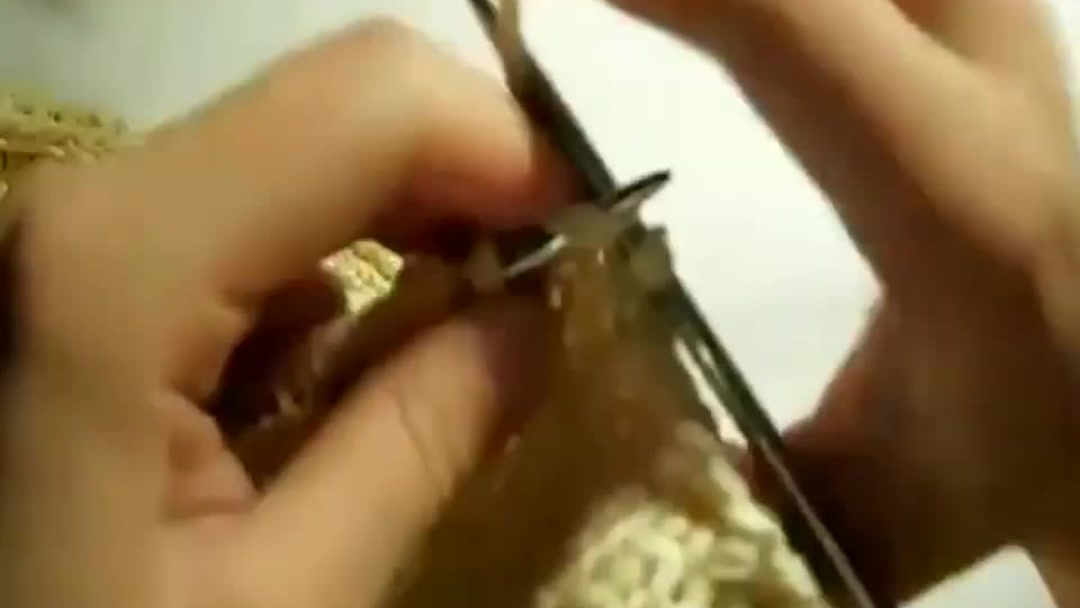 织毛衣视频教程 连帽开衫大毛衣A