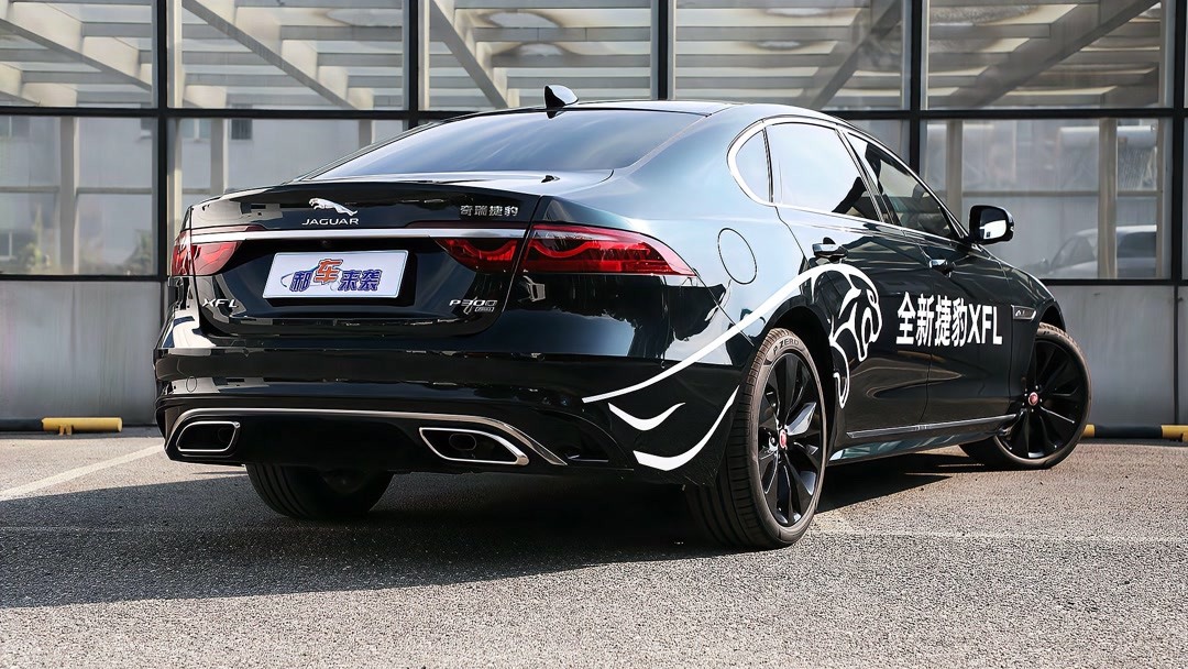 新车最高降15万,推荐首选四驱低配版,2021款奇瑞捷豹XFL咋样?