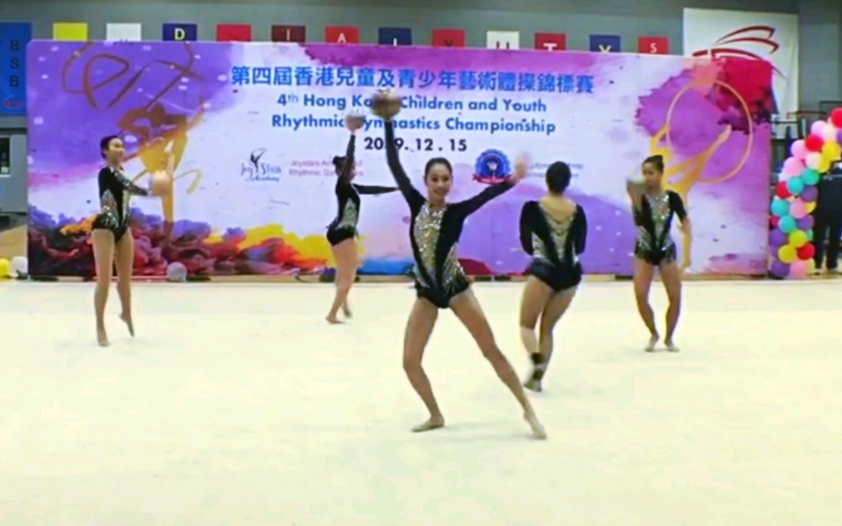 香港大学生艺术体操美女舞蹈表演