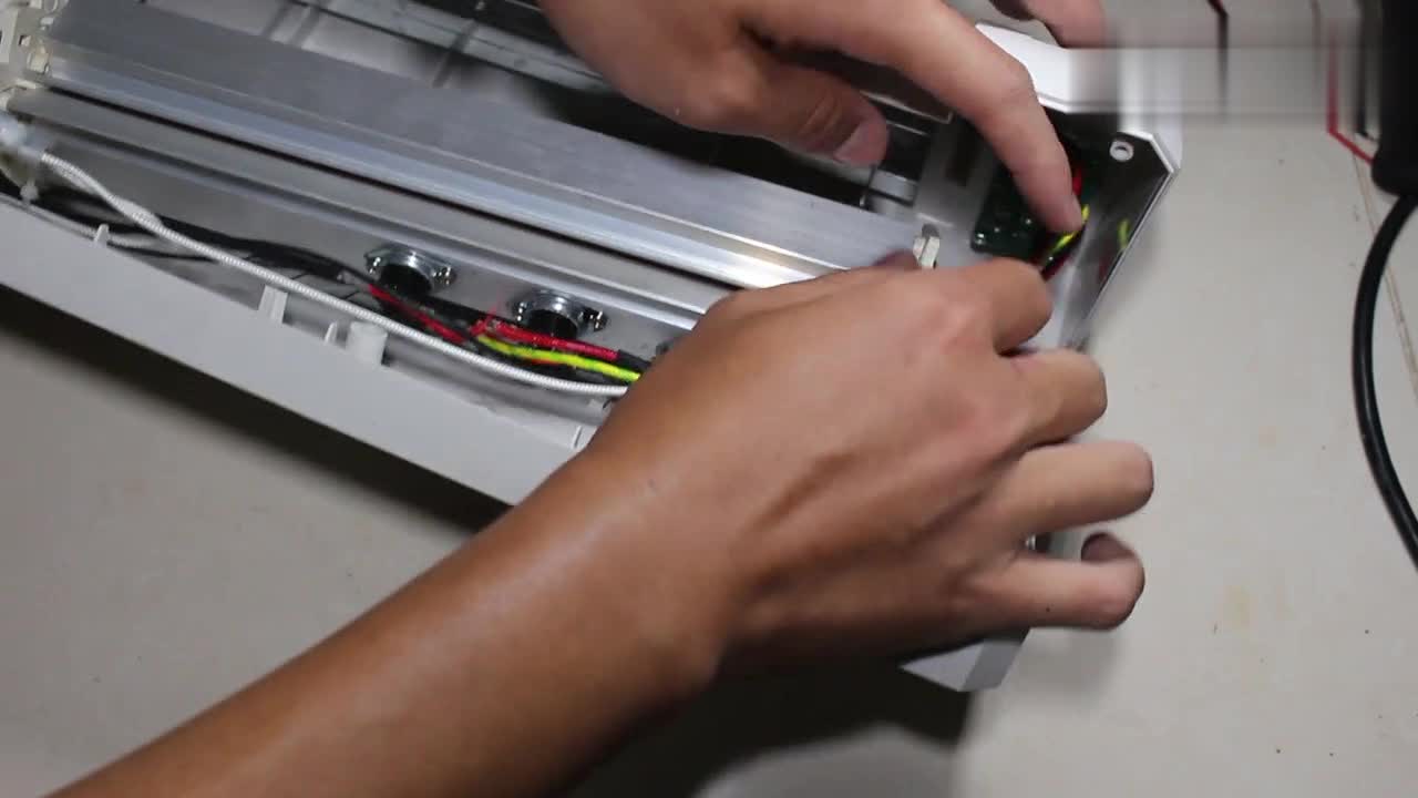 得力过塑机拆解视频